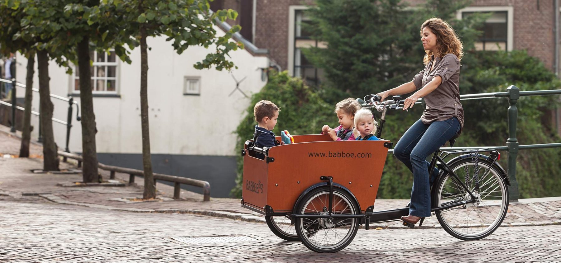 Looking for a 3-wheel cargo bike? Choose the stable Babboe Big | Babboe